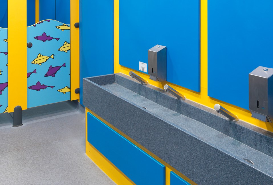 Solid Surface vanity units | Venesta